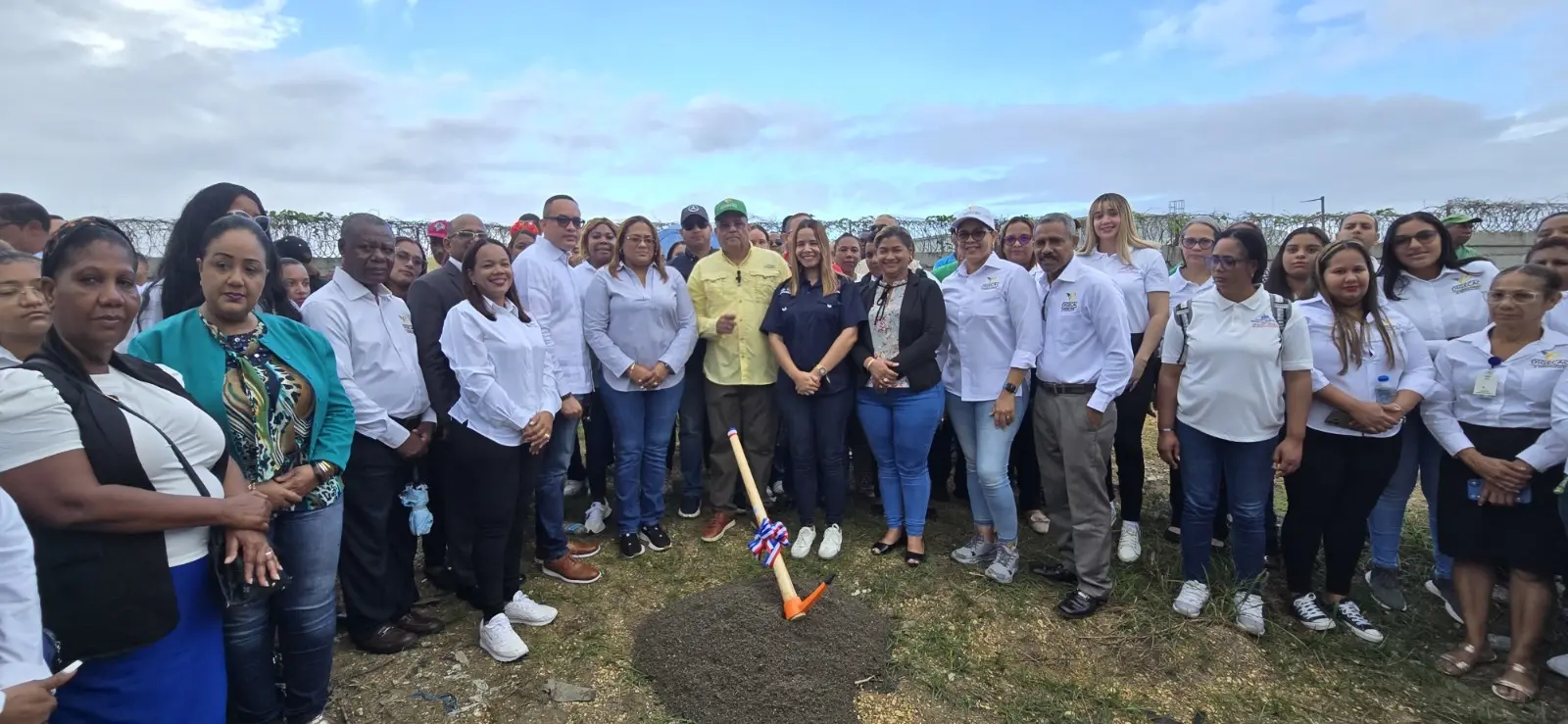 DIGECAC inicia construcción de un paradero fotográfico en la autopista ...