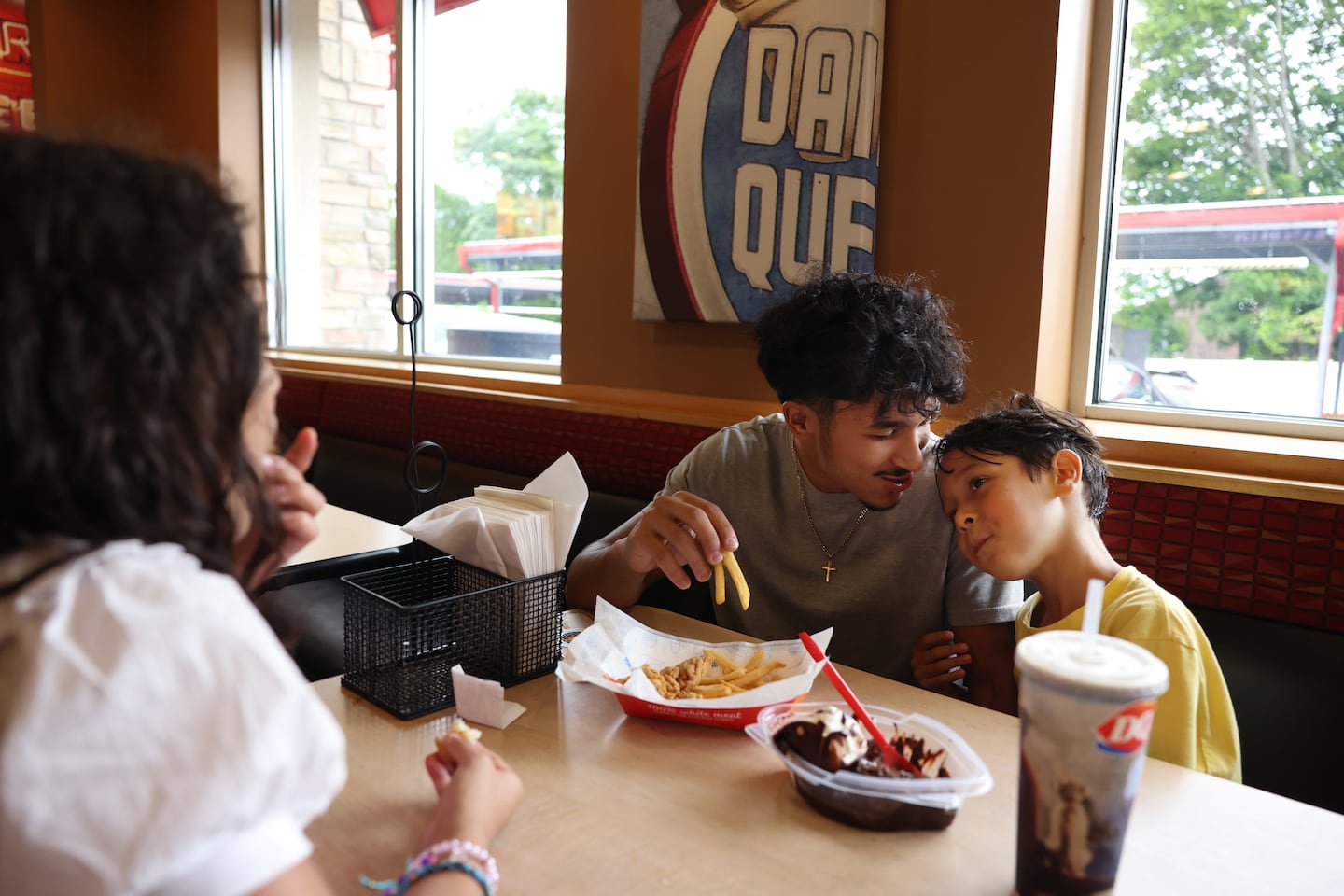 Después de ser arrestado por ICE, el adolescente de Milford, Marcelo ...